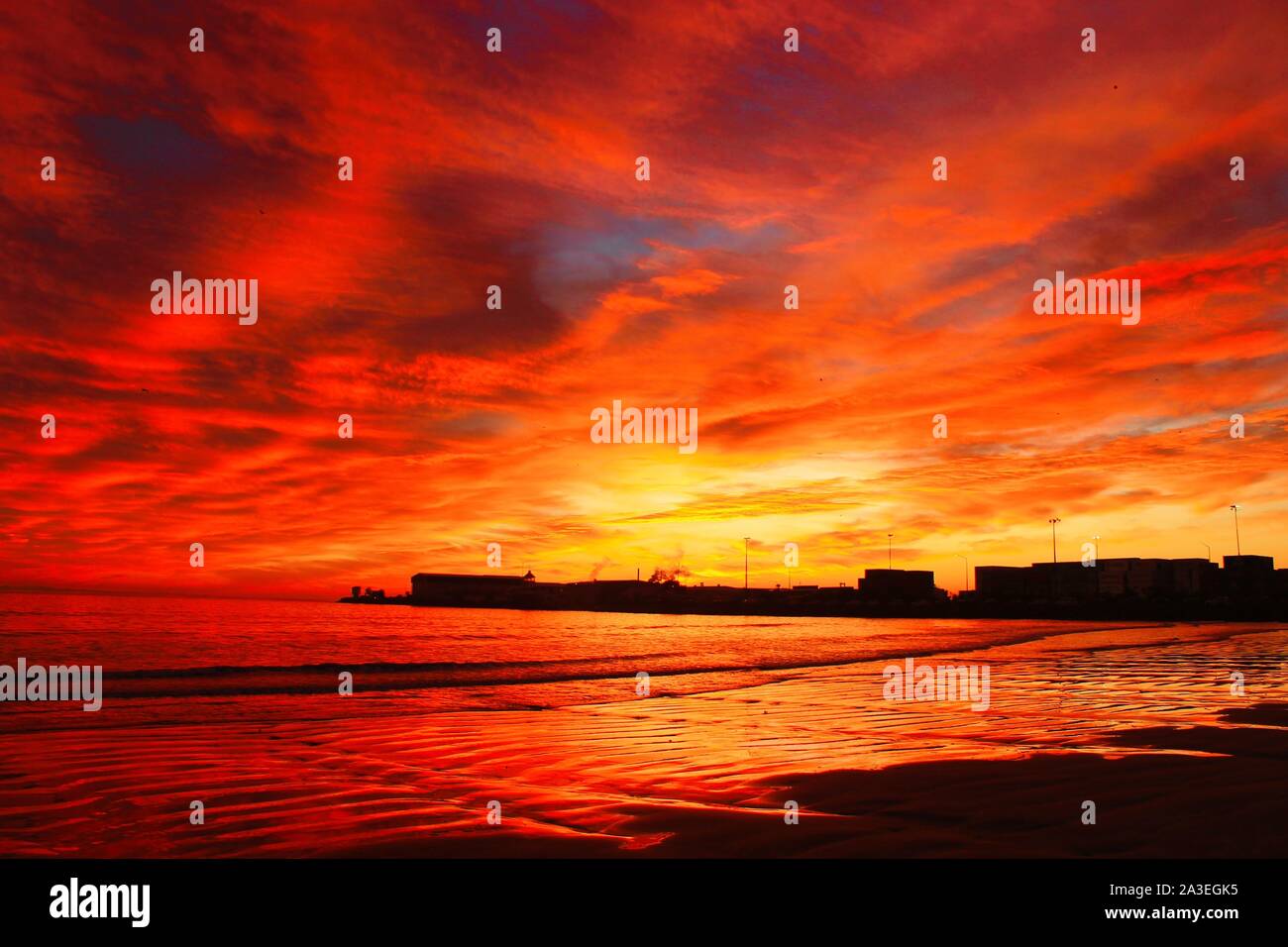 Caroline Bay Sunrise, Timaru, New Zealand Stock Photo - Alamy
