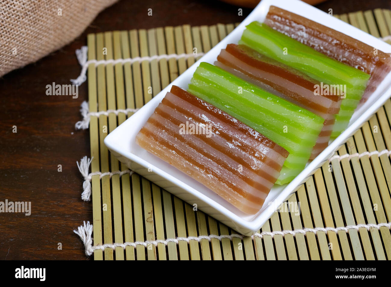 Indonesian rice cake hi-res stock photography and images - Alamy