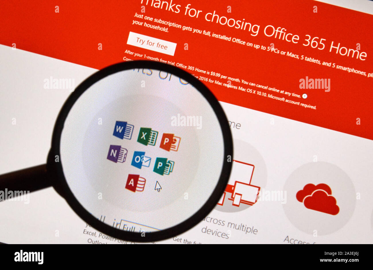 MONTREAL, CANADA - FEBRUARY, 2016 - Microsoft Office 365 on the web ...