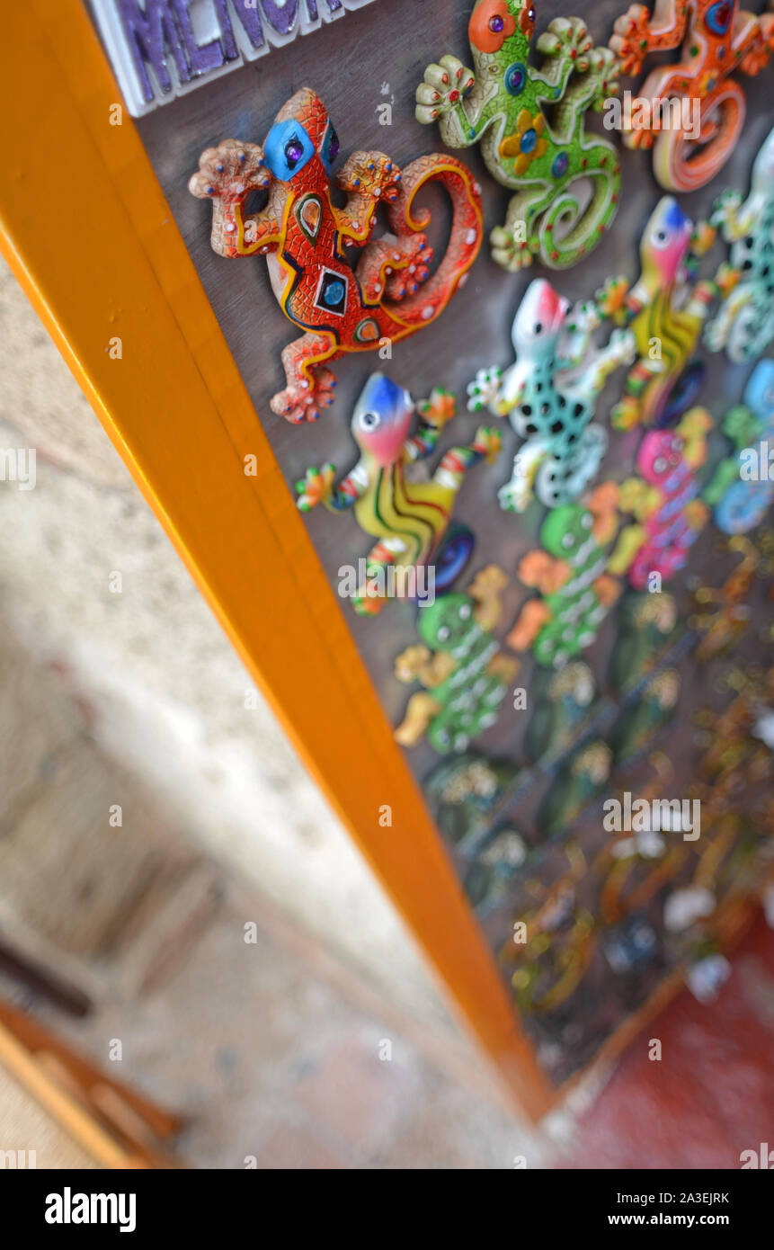 Frige magnets with the shape of iberian wall lizards (Lagartijas ...