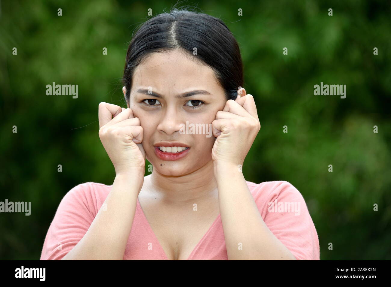 Filipina women hi-res stock photography and images - Alamy