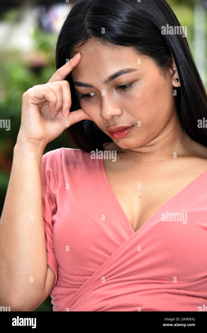 Filipina beauty hi-res stock photography and images - Alamy