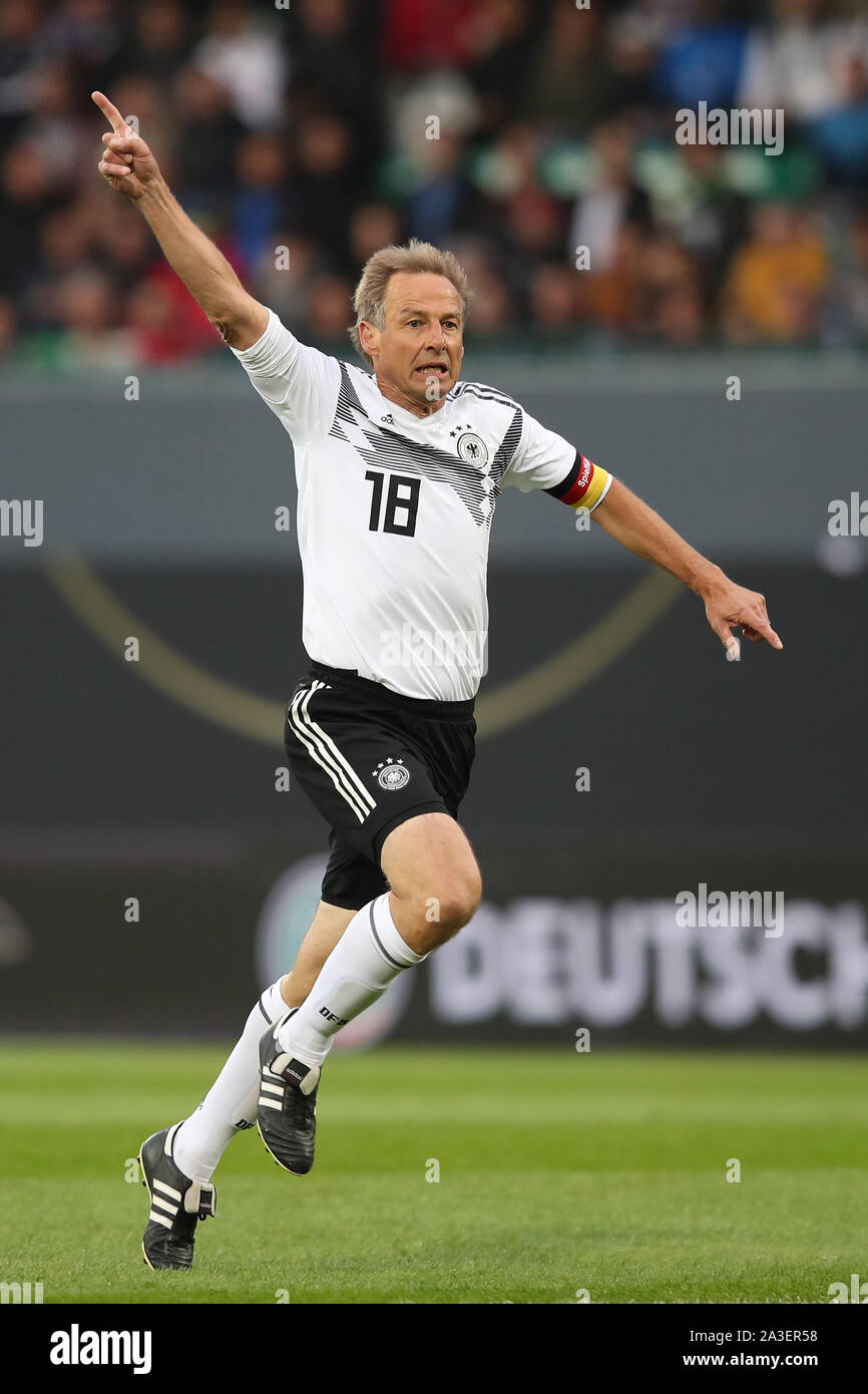 07 October 2019, Bavaria, Fürth: Soccer: DFB-All-Stars against Italy in ...