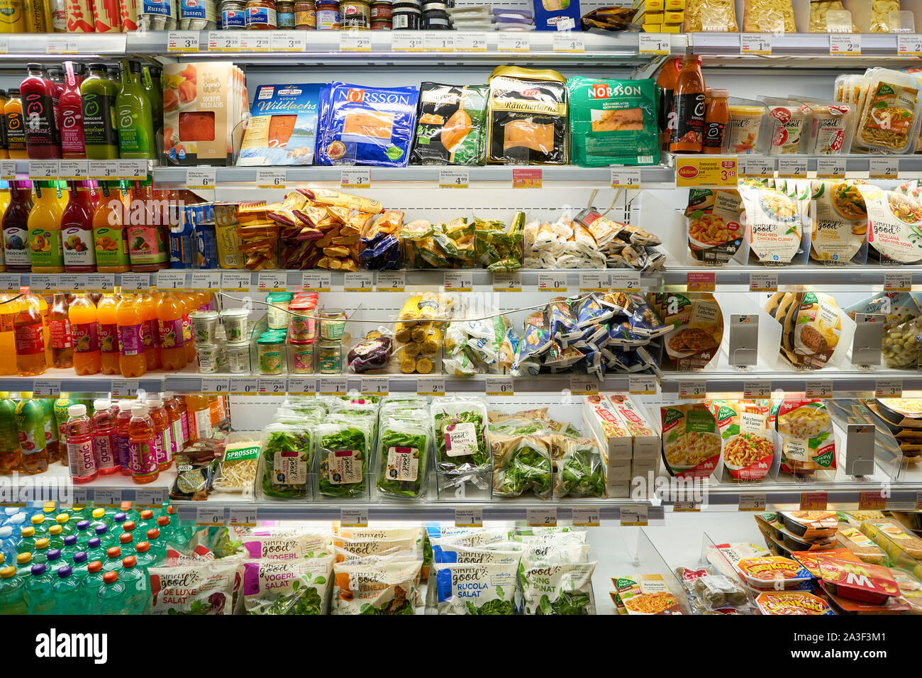 Billa grocery store hi-res stock photography and images - Alamy