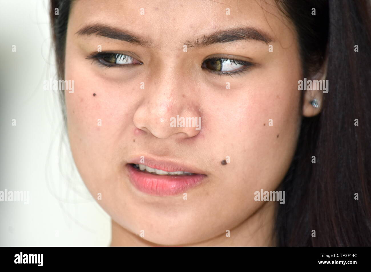 Beautiful filipina female woman hi-res stock photography and images - Alamy