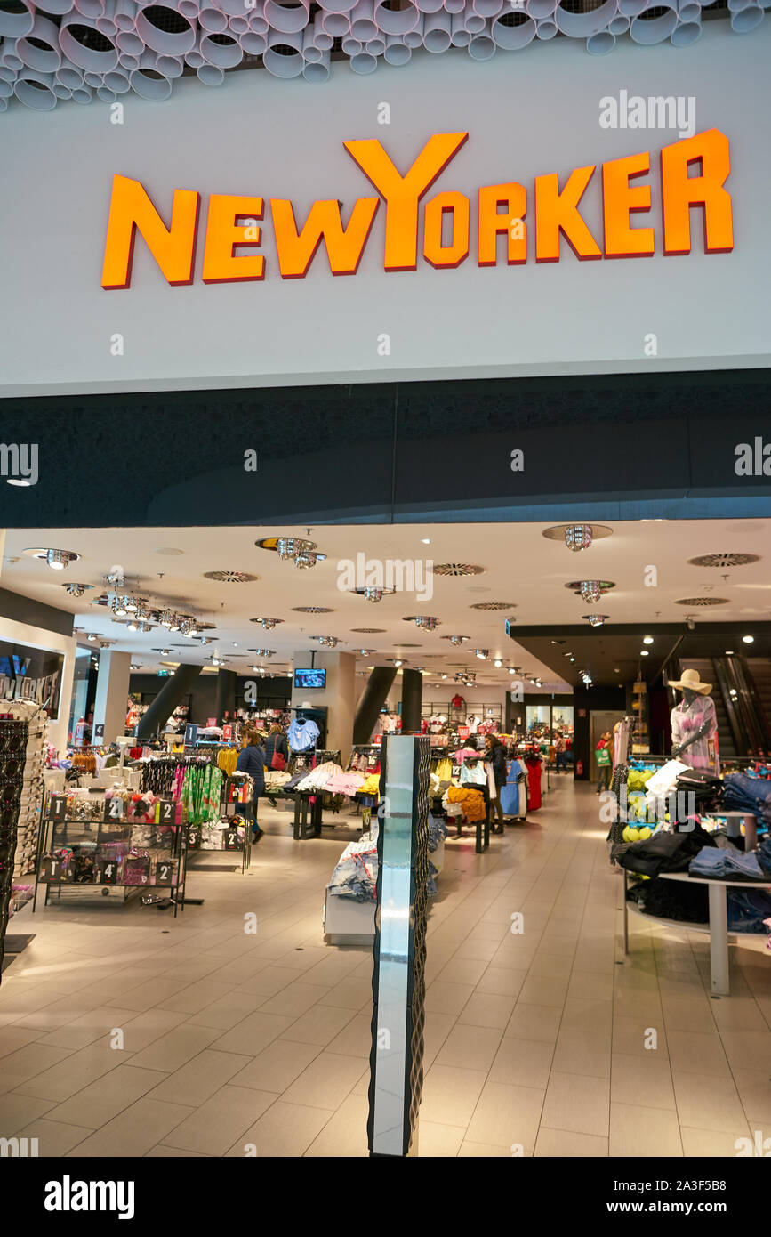 Wien mitte hi-res stock photography and images - Alamy