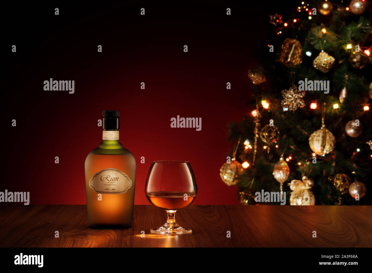 NO LOGO OR TRADEMARK! SELF MADE LABELS! close up view of bottle and ...