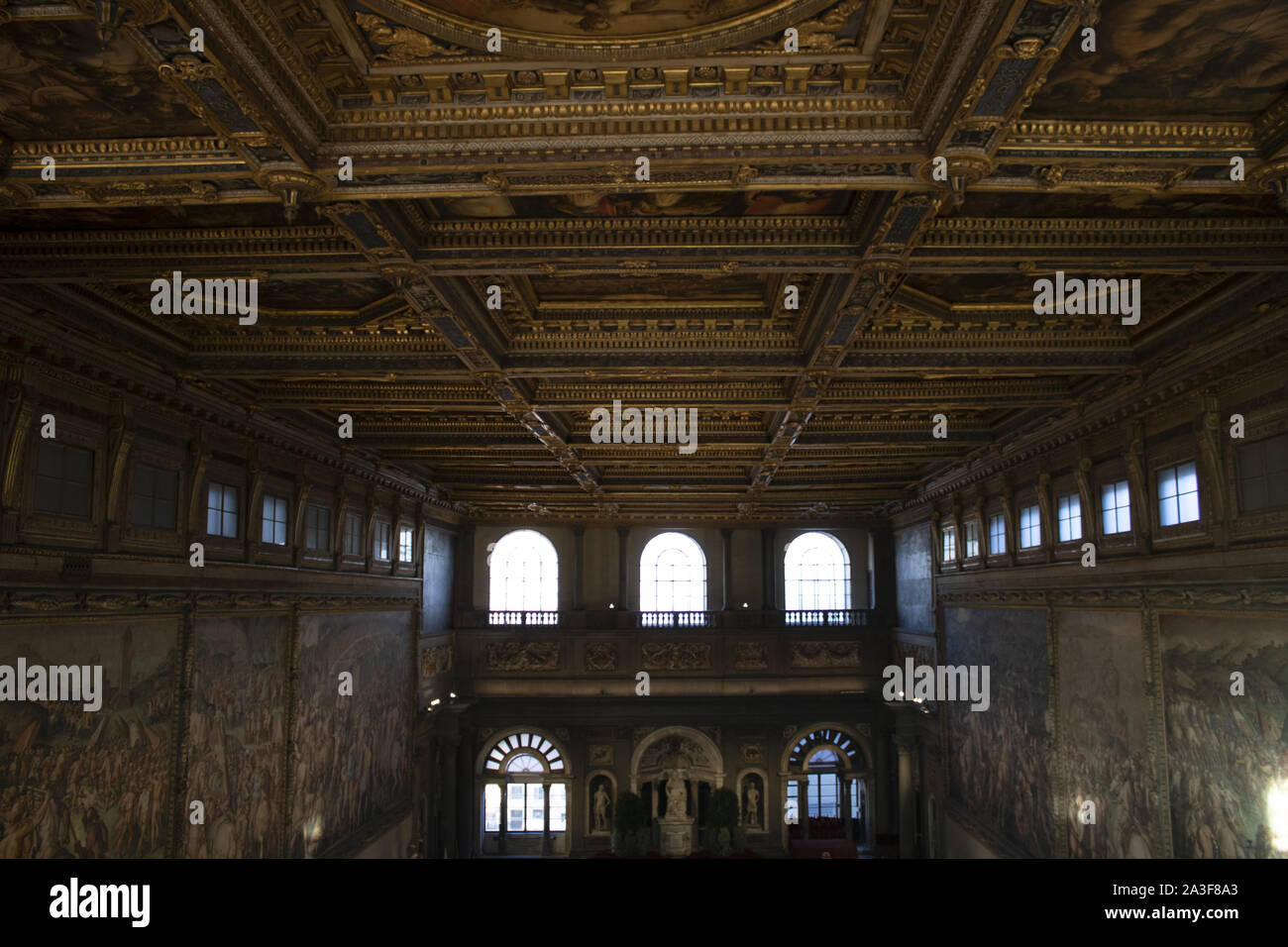 Interior medici palace renaissance hi-res stock photography and images ...