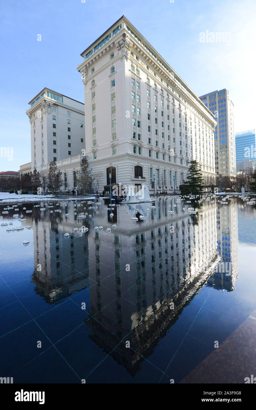 Joseph smith memorial building hi-res stock photography and images - Alamy