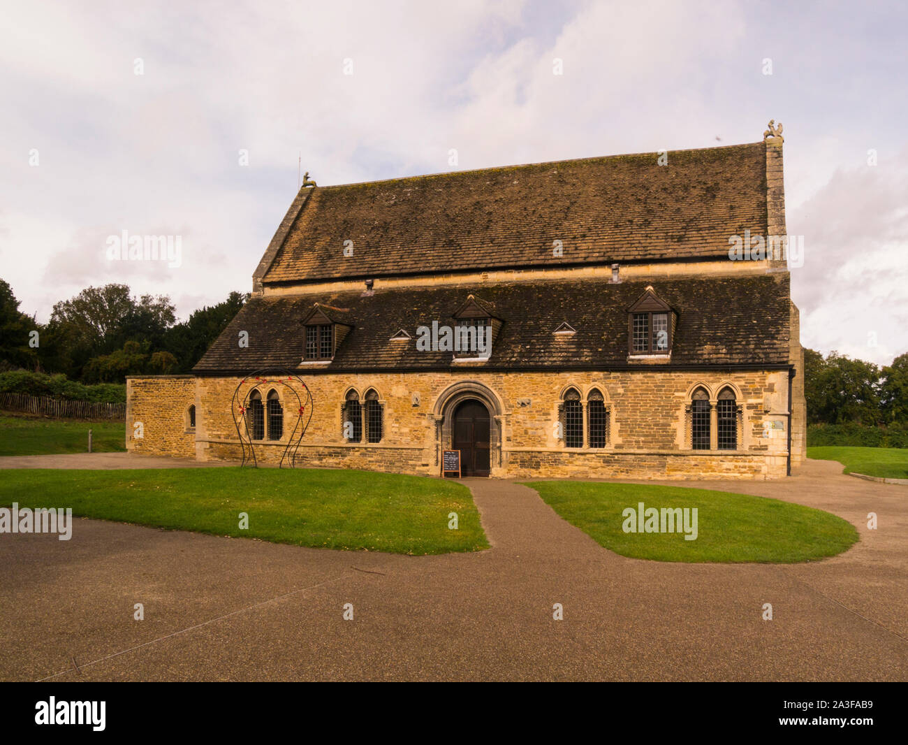 Great Hall Oakham Castle one of best examples of domestic Norman ...