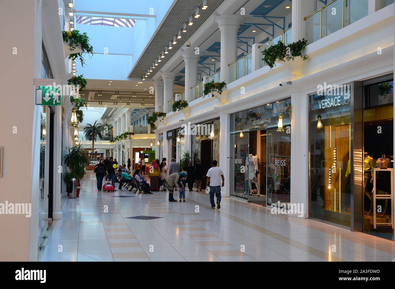 Indoor shopping Mall, Doha Stock Photo - Alamy