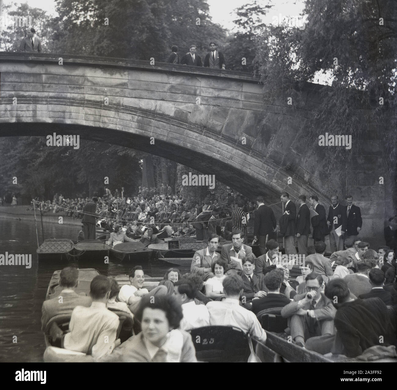 1950s historical cambridge university hi-res stock photography and ...
