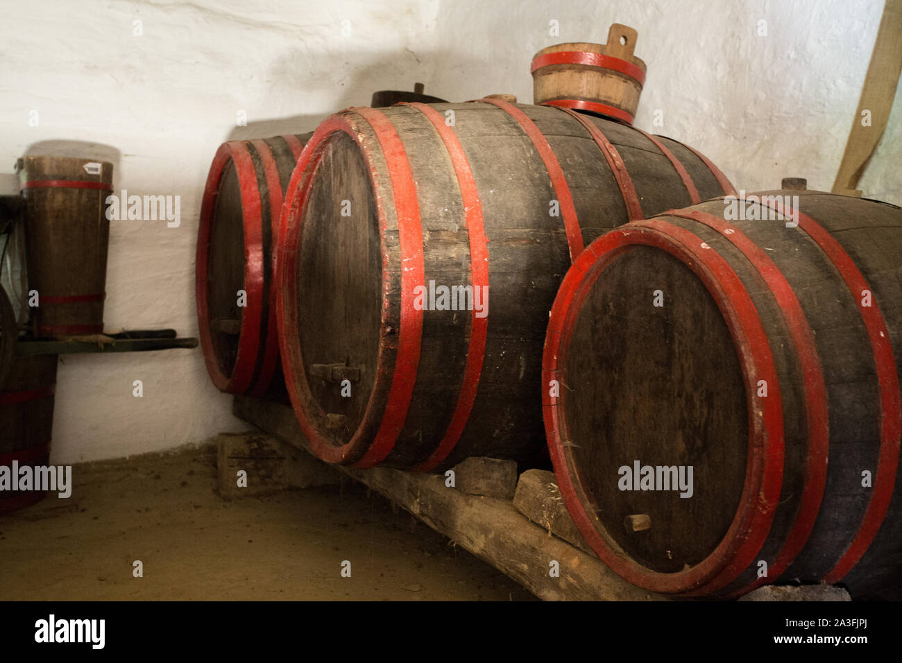 Cask and barrel hi-res stock photography and images - Alamy