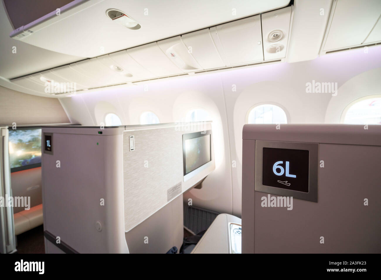 Boeing 787 dreamliner interior hi-res stock photography and images - Alamy