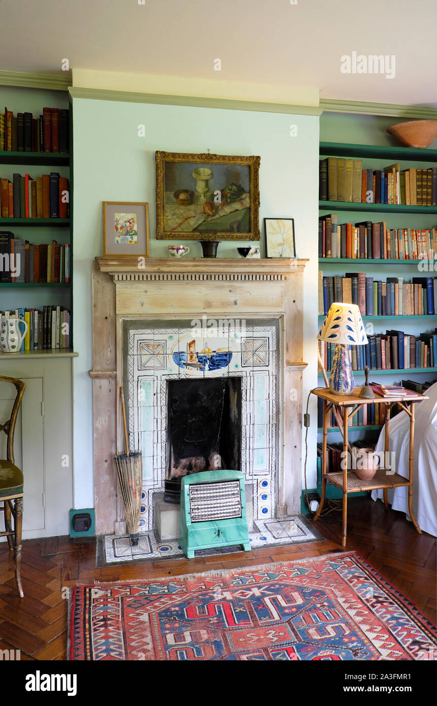 Virginia Woolf English writer interior home bedroom Monks House at ...
