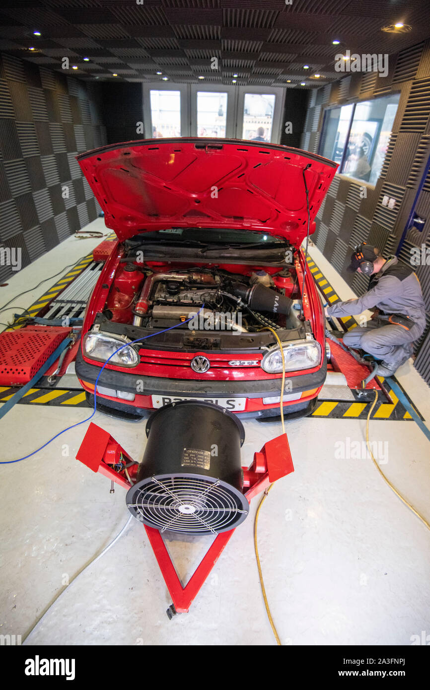Dyno Test High Resolution Stock Photography and Images - Alamy