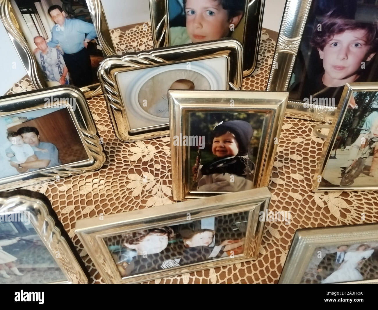 Italian family photo hi-res stock photography and images - Alamy