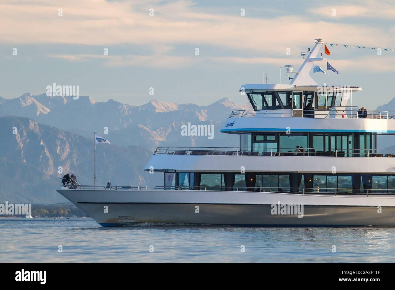 Ms 09 hi-res stock photography and images - Alamy