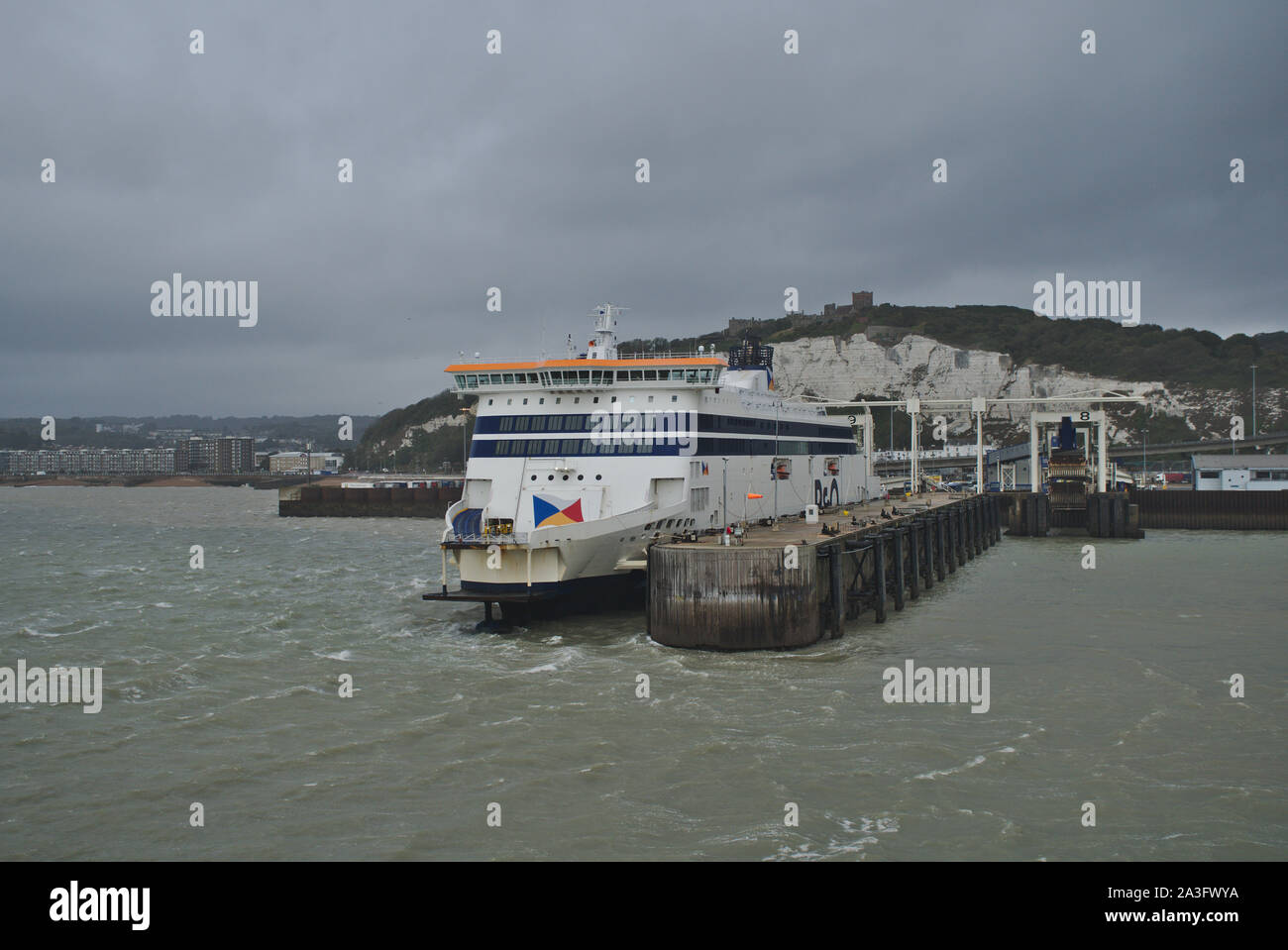 Dover ferry hi-res stock photography and images - Alamy