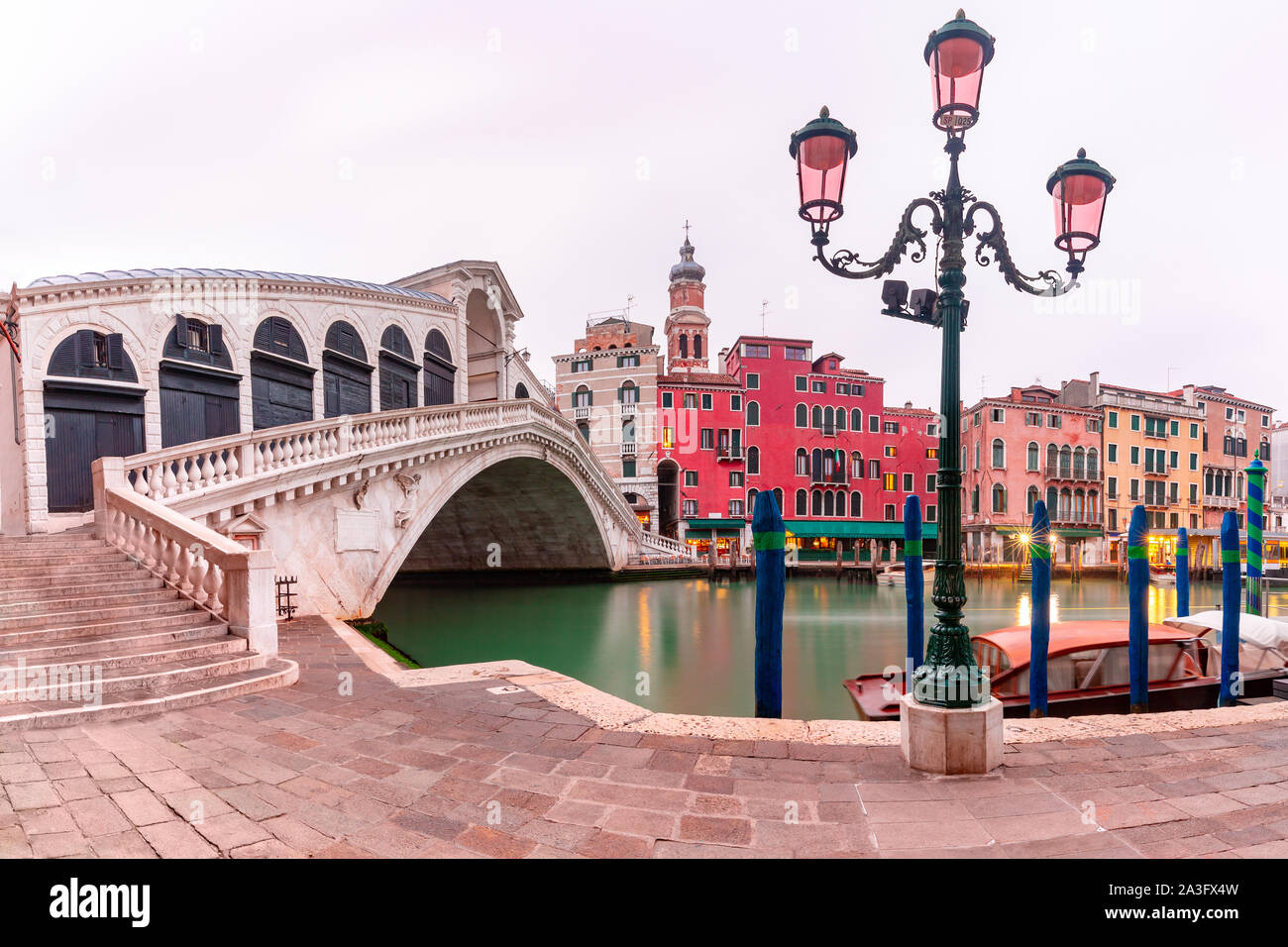 The Rialto Bridge, Venice, Italy Stock Photo - Alamy
