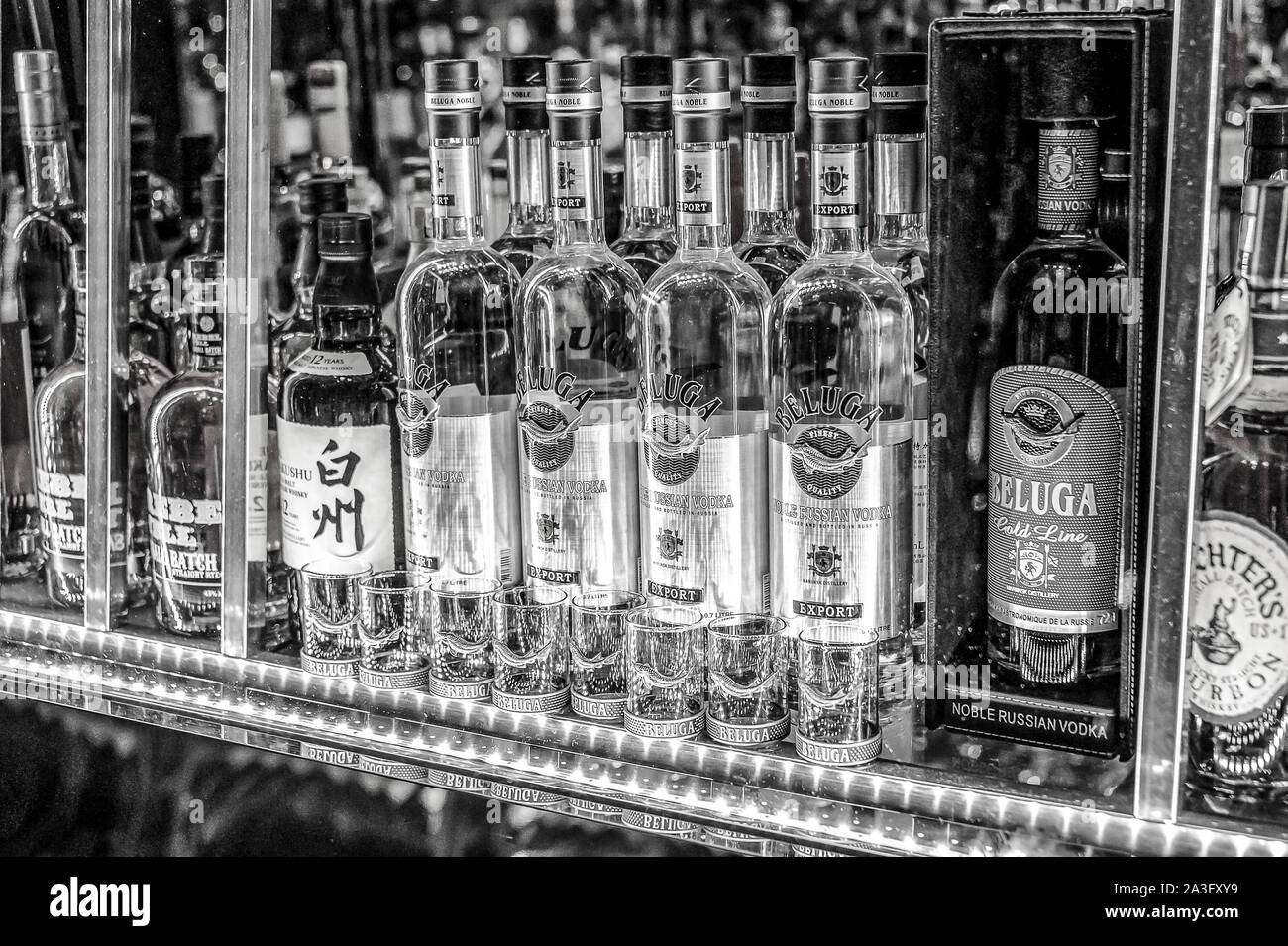 Whiskey display wall glass hi-res stock photography and images - Alamy