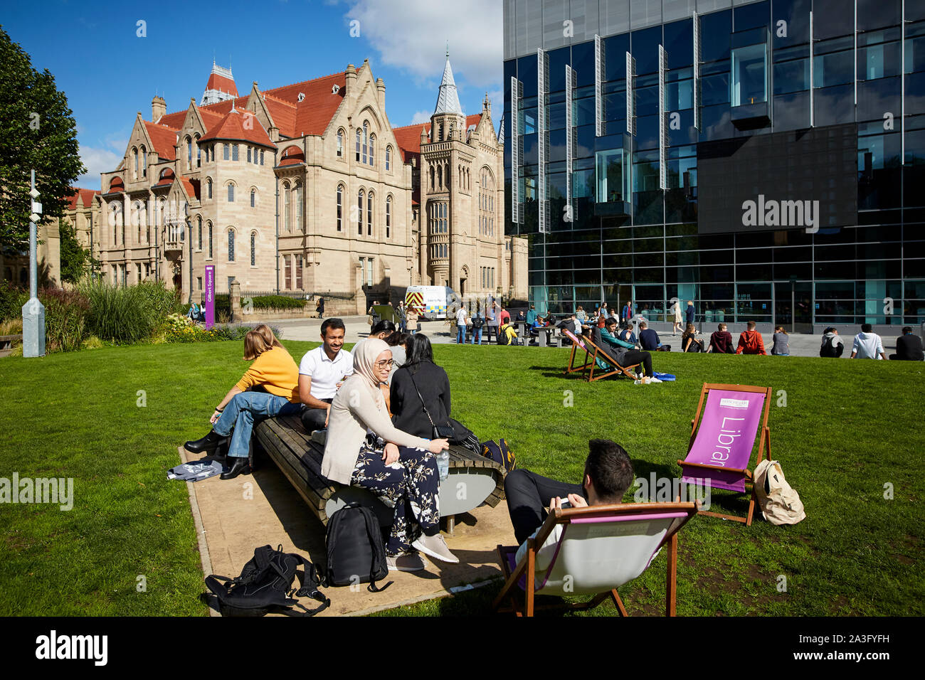Oxford campus hi-res stock photography and images - Alamy
