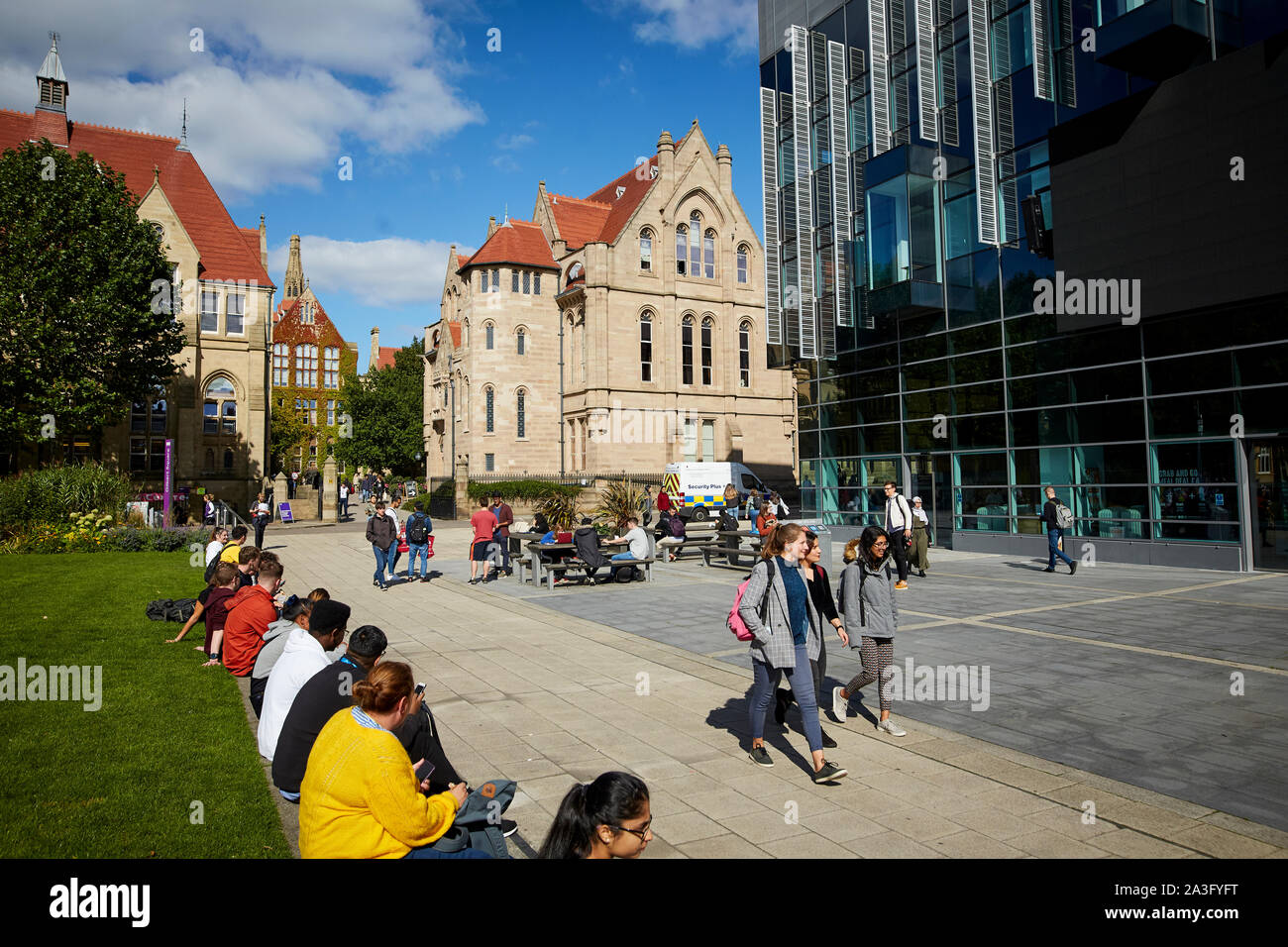 Oxford campus hi-res stock photography and images - Alamy