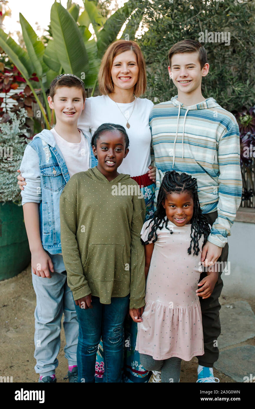 Siblings mixed race hi-res stock photography and images - Alamy