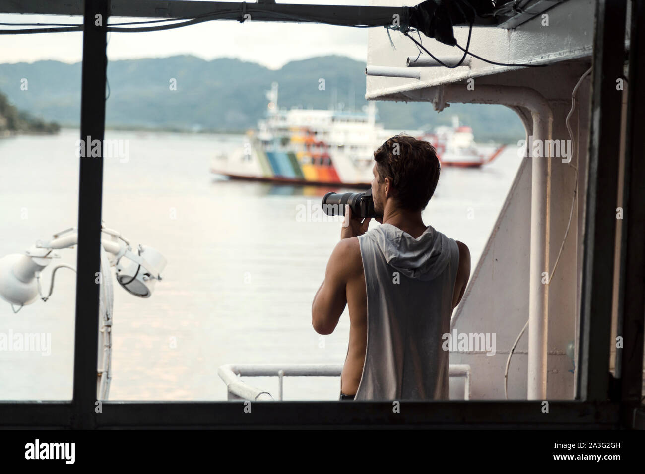 Professional photographer on ship hi-res stock photography and images ...