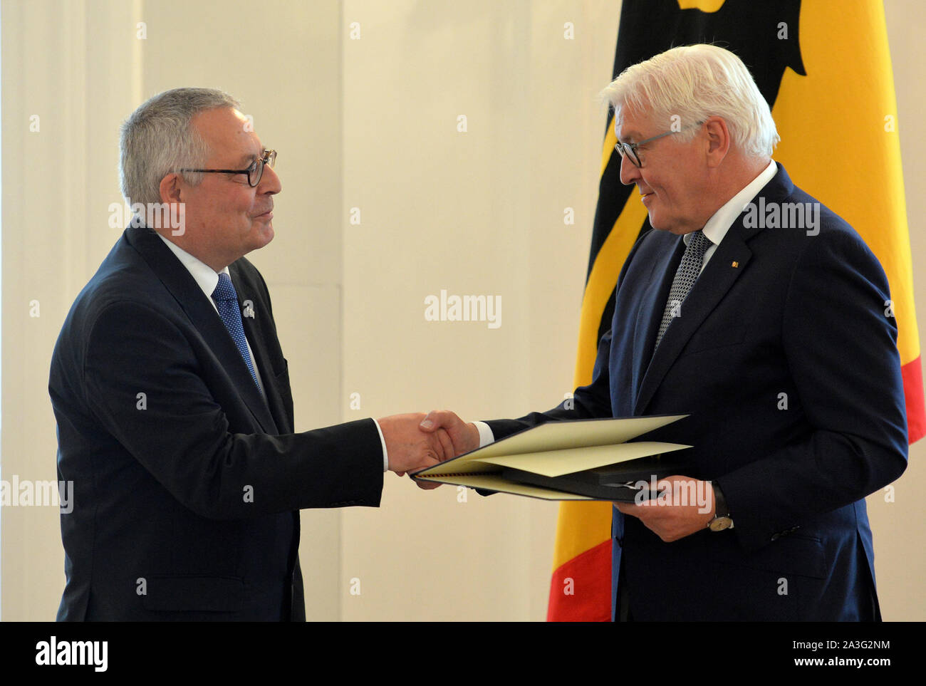 Karl schlogel hi-res stock photography and images - Alamy