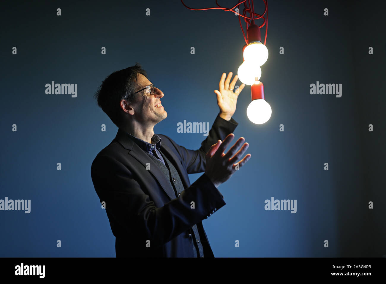 Professor didier queloz cambridge university hi-res stock photography ...
