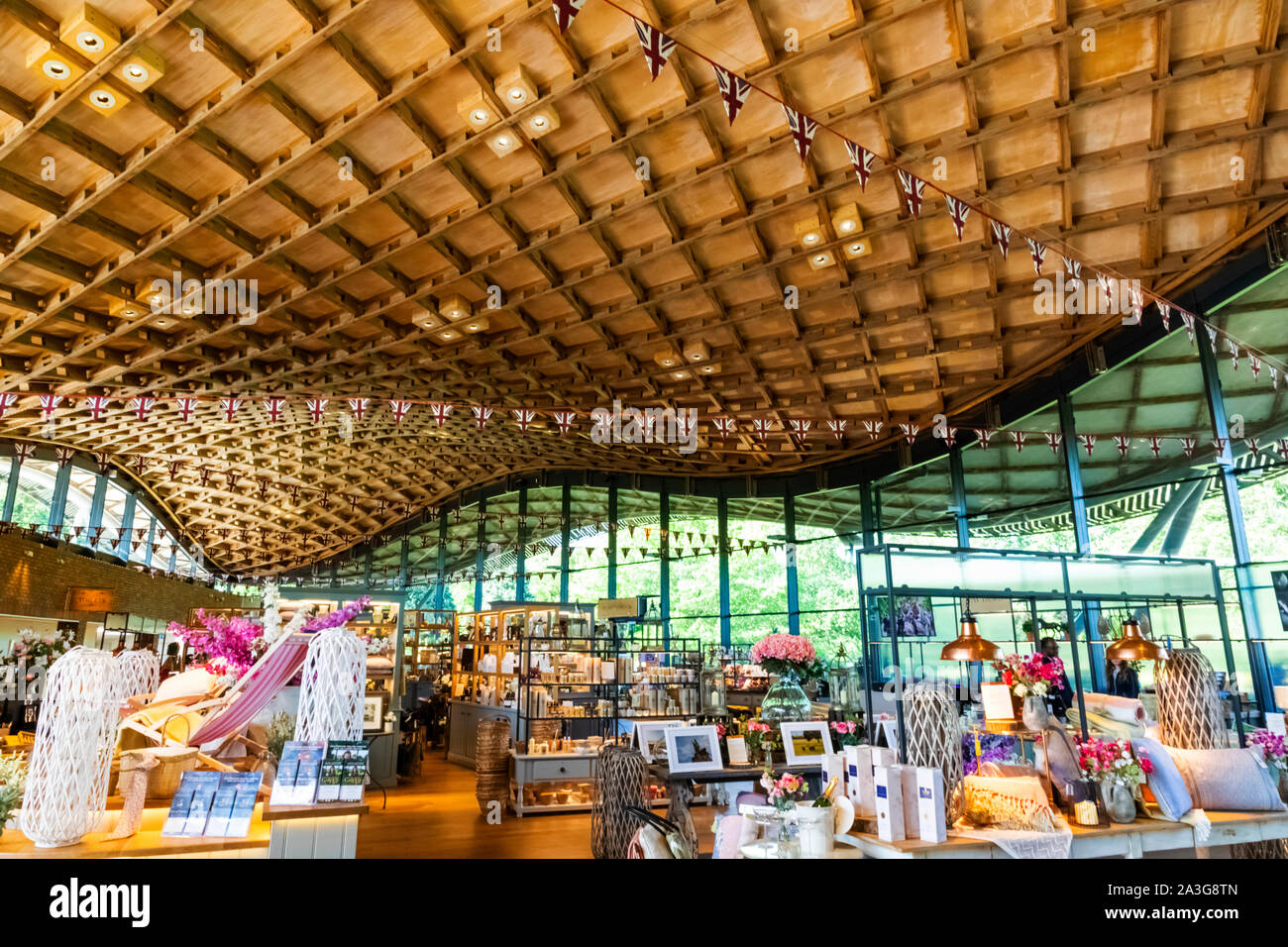 England, Berkshire, Windsor, Windsor Great Park, The Savill Garden, The ...
