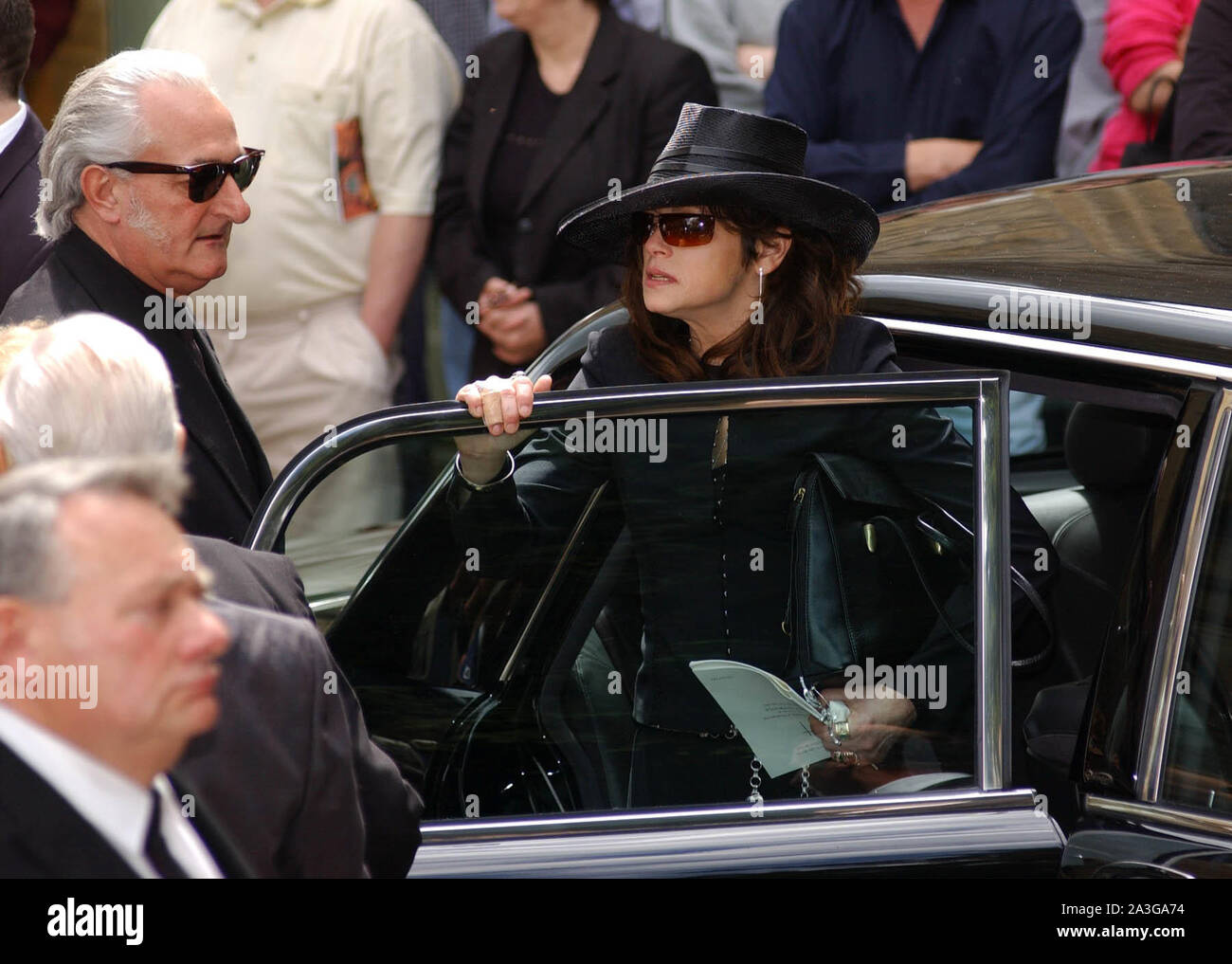 The funeral of john entwistle hi-res stock photography and images - Alamy