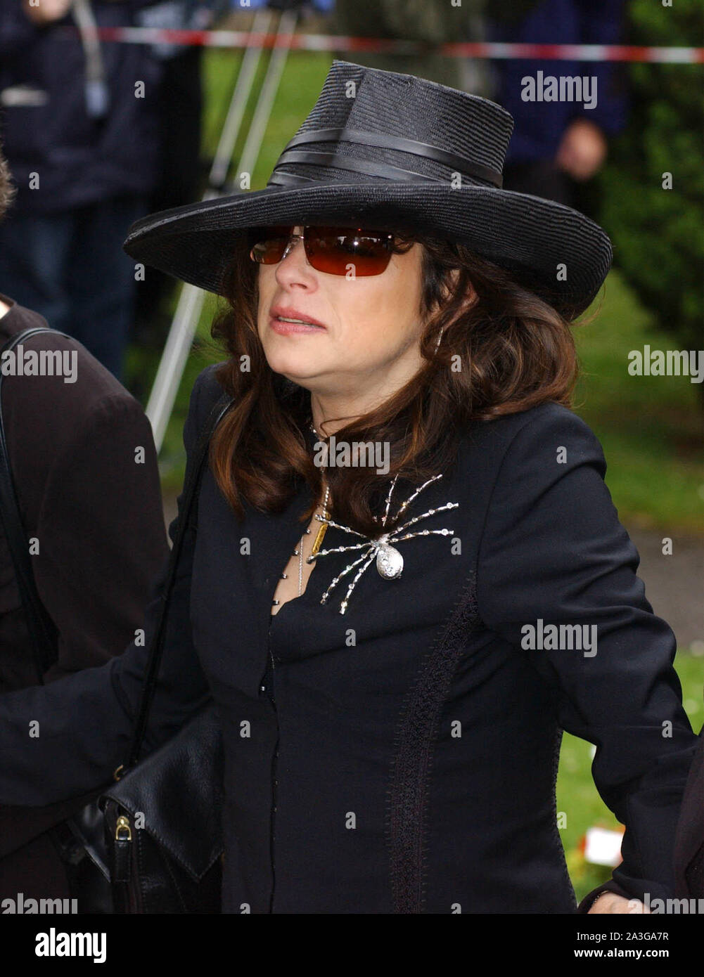 The funeral of john entwistle hi-res stock photography and images - Alamy