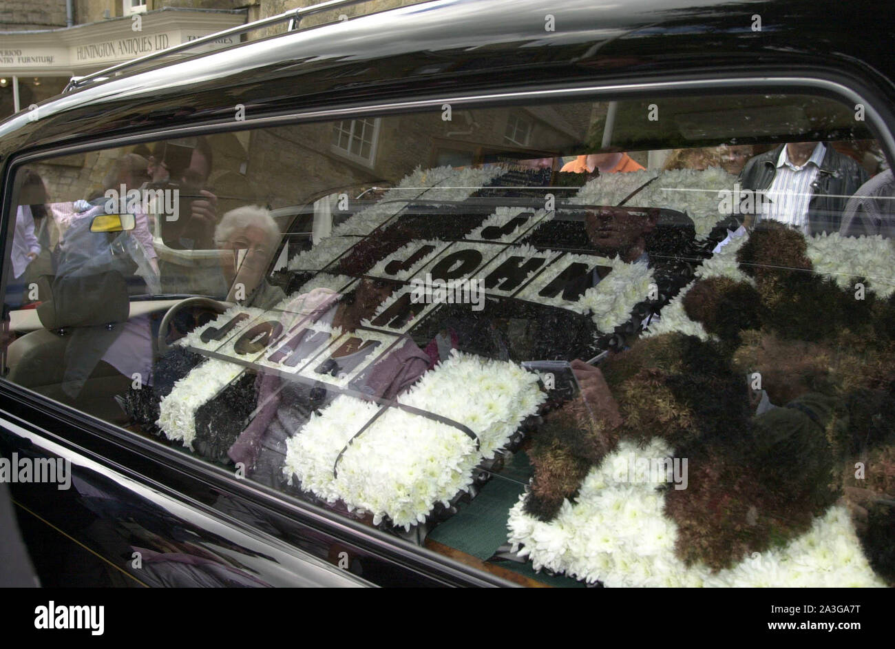 The funeral of john entwistle hi-res stock photography and images - Alamy