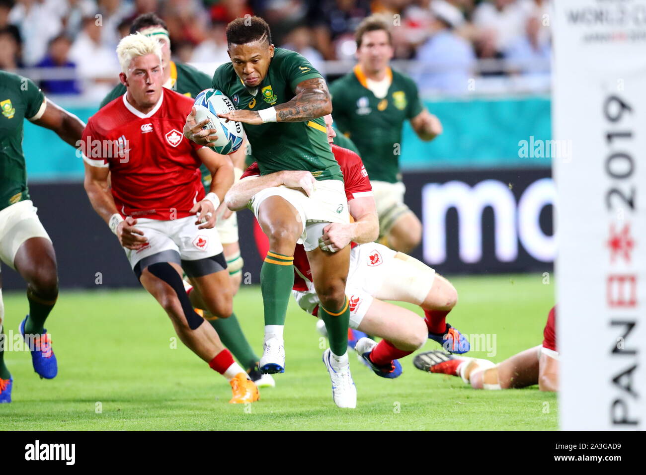 Kobe, Hyogo, Japan. 8th Oct, 2019. Elton Jantjies (RSA) Rugby : 2019 ...