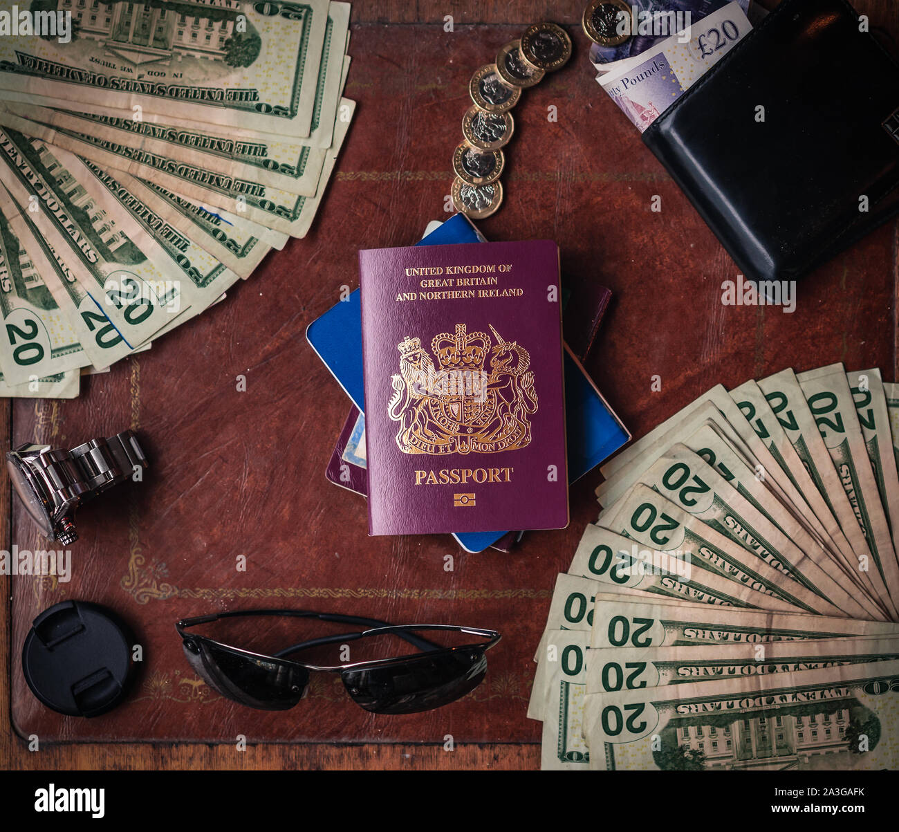 Flat lay euro bills hi-res stock photography and images - Alamy