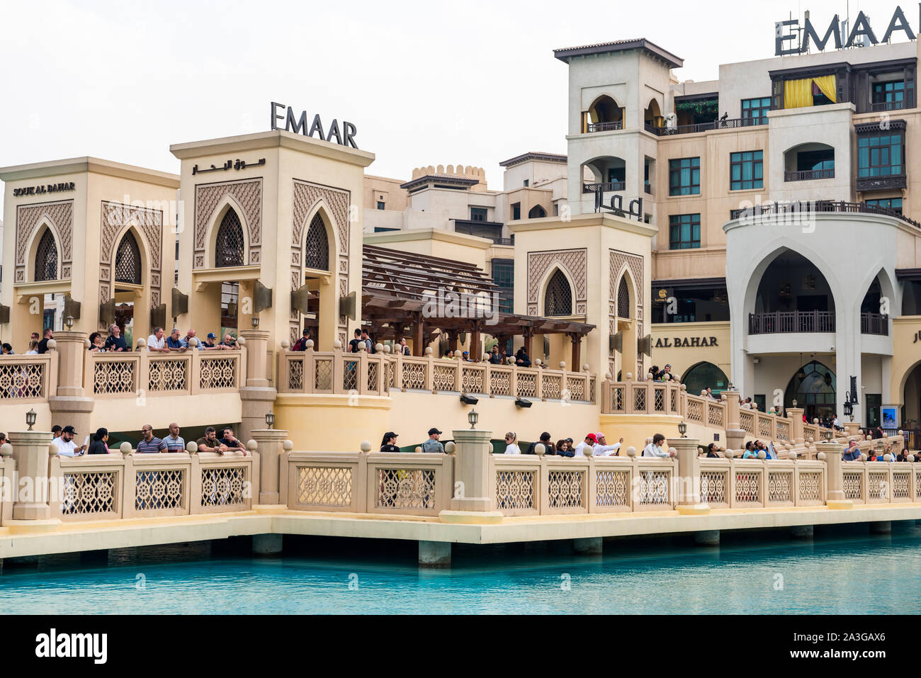 Bridge between Souk Al Bahar and Dubai Mall in the downtown of Dubai ...