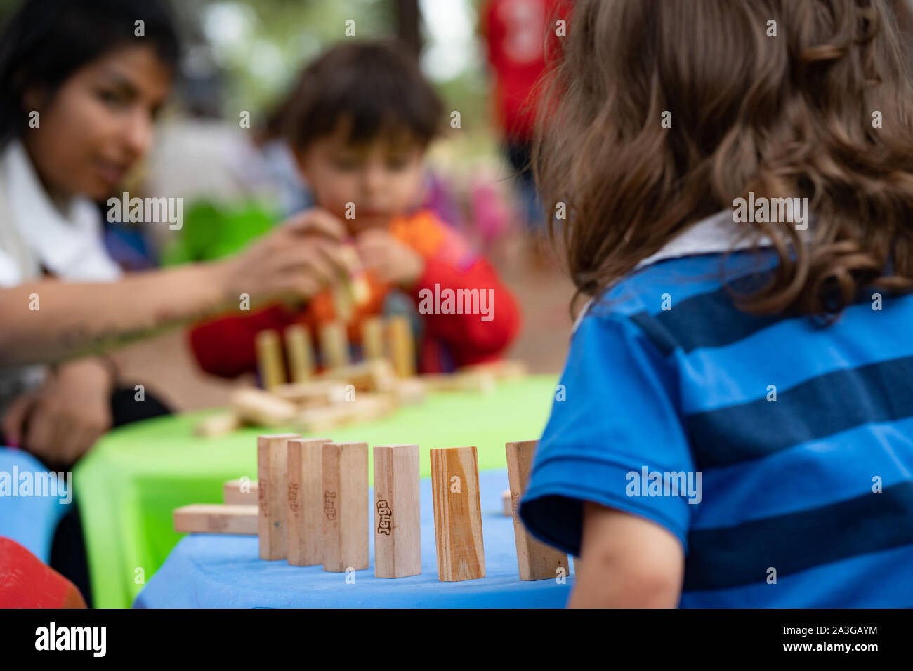 Children playing football in iraq hi-res stock photography and images ...