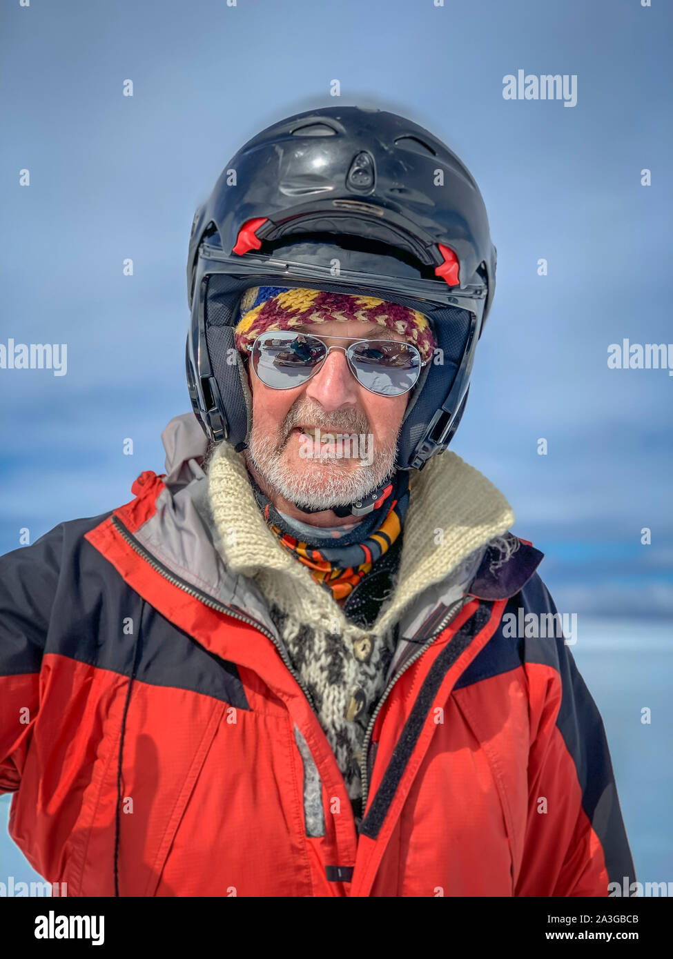 Man wearing protective helmet hi-res stock photography and images - Alamy