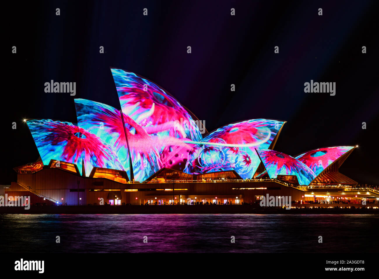 Sydney, Australia - 27. May 2017: The famous Sydney Opera House is ...