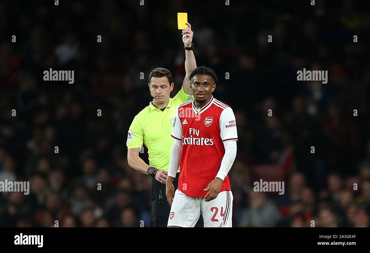 Darren england referee hi-res stock photography and images - Alamy