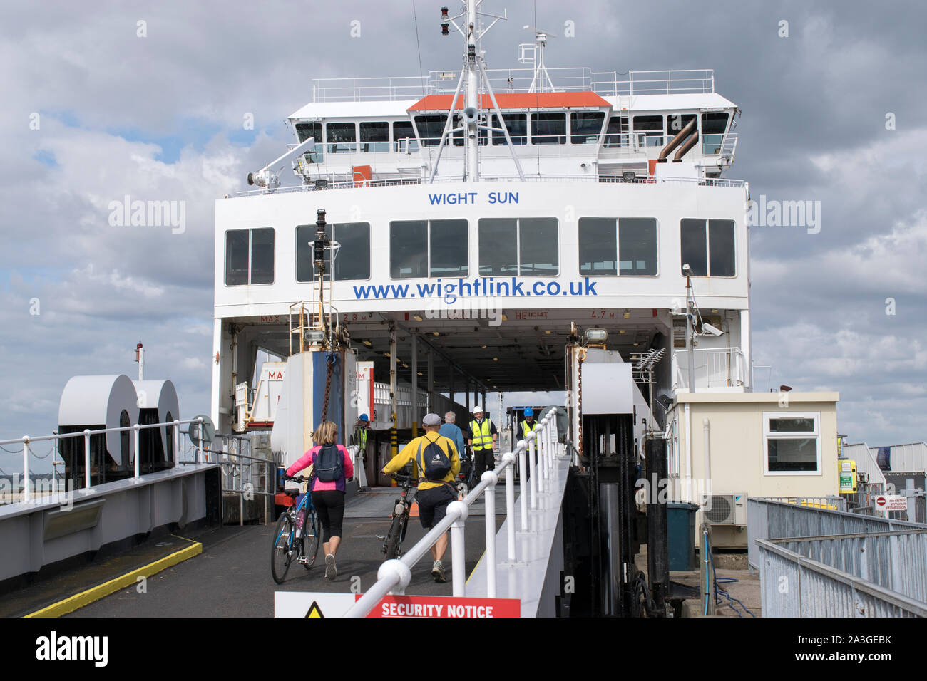 Lymington to yarmouth hi-res stock photography and images - Alamy
