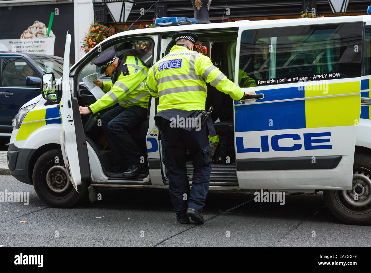 British police car officer hi-res stock photography and images - Alamy