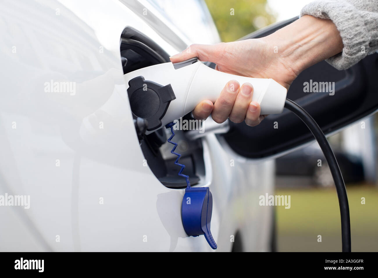 Nimh battery car hi-res stock photography and images - Alamy