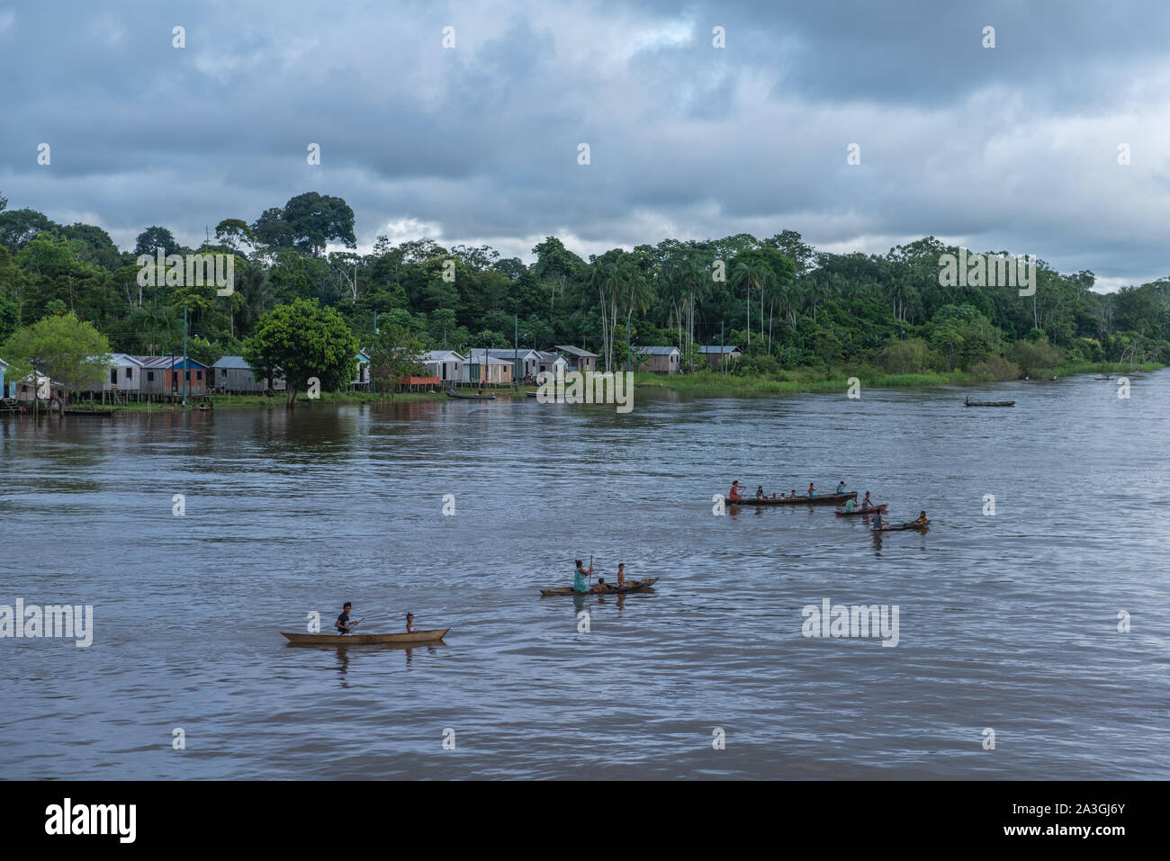 Children on amazon river hi-res stock photography and images - Alamy
