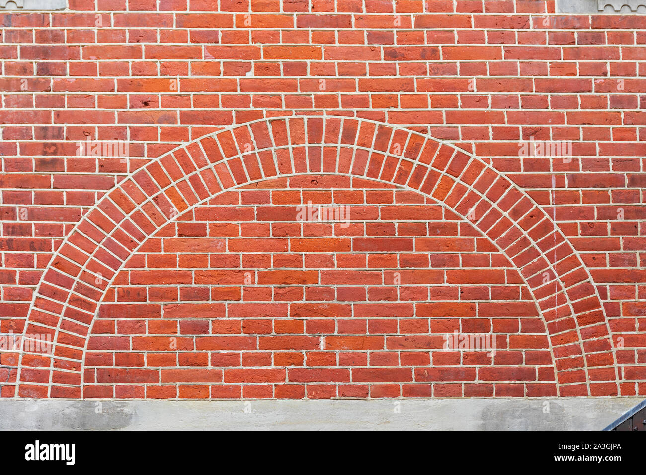Arch Shape at Brick Wall Exterior Architecture Stock Photo - Alamy