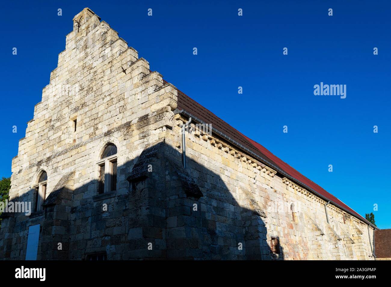 Secondary building hi-res stock photography and images - Alamy