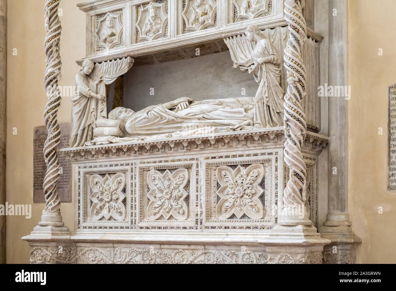 14th century tomb hi-res stock photography and images - Alamy