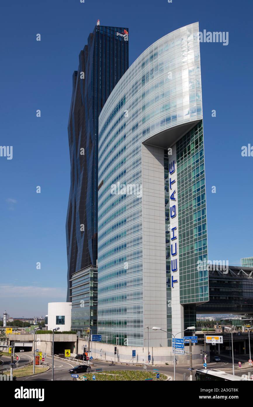 Vienna international centre and dc towers hi-res stock photography and ...